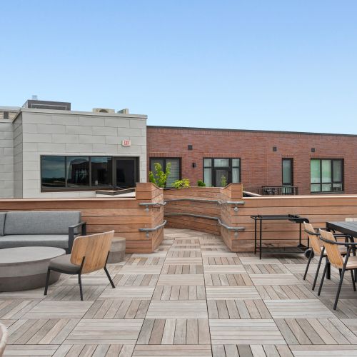 Gallery | Ashlar Park | Luxury Apartments in Quincy MA | Bozzuto