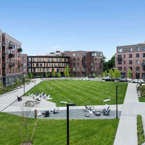 Gallery | Ashlar Park | Luxury Apartments in Quincy MA | Bozzuto